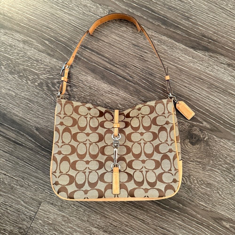 Coach Vintage 2002 Hamptons Signature Clip Hobo - Gem
